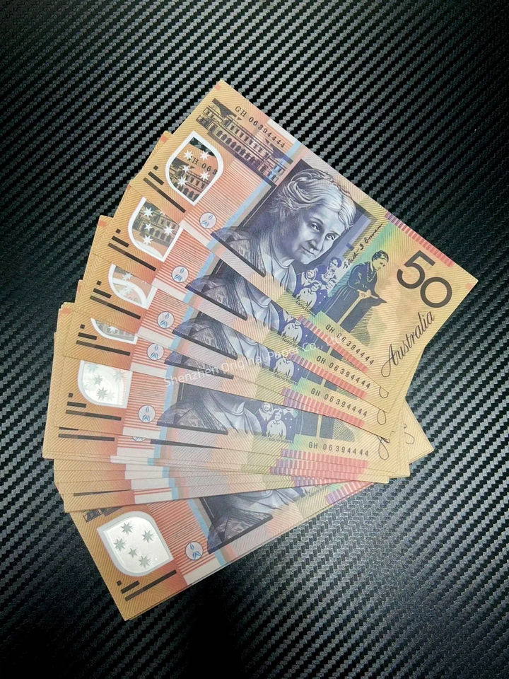 Top 50 100 Australian Plastic Realistic Prop Money with Clear Window ...