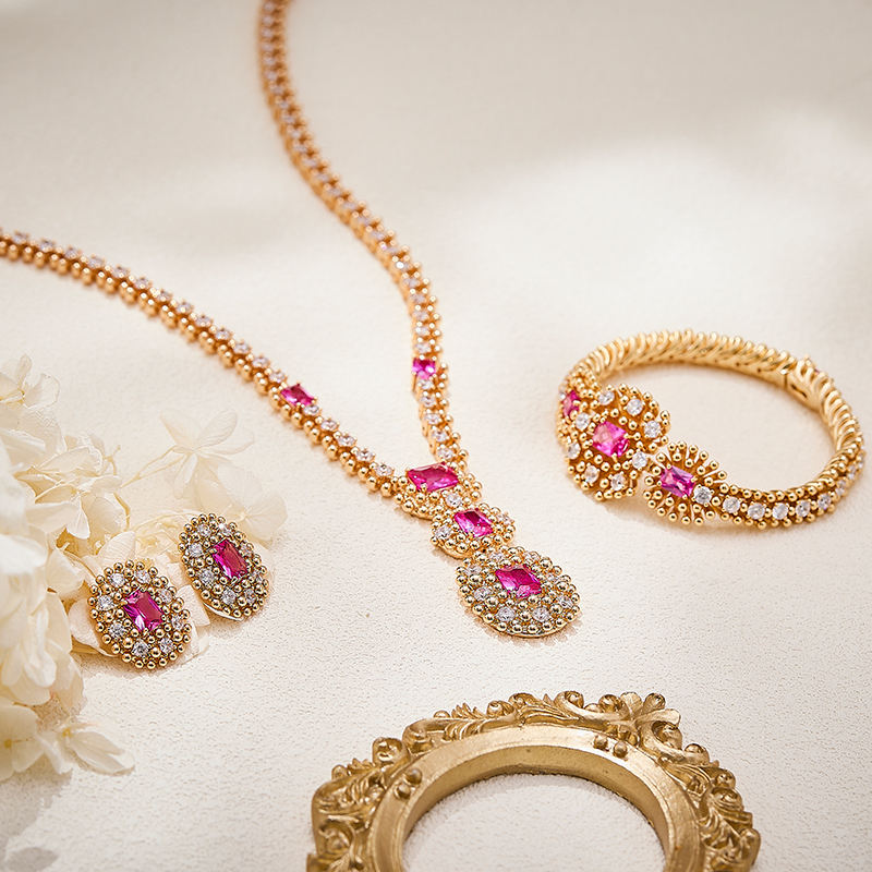 18k Gold Retro Floral Shaped Women's Bracelet Spring Buckle Brass ...
