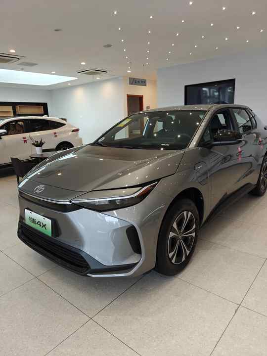 2025 Toyotas BZ4X SUV Dark Interior Petrol/Gas Fuel Automatic Gearbox ...