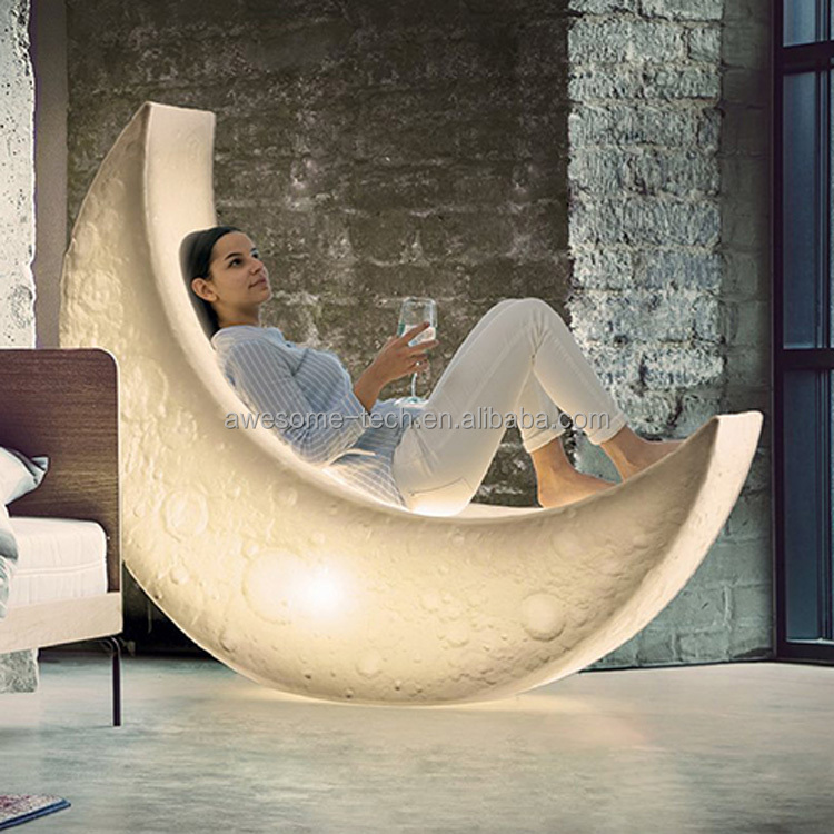 Moon Shape Deck Chairs Indoor Outdoor Daybeds Plastic Outdoor Furniture ...