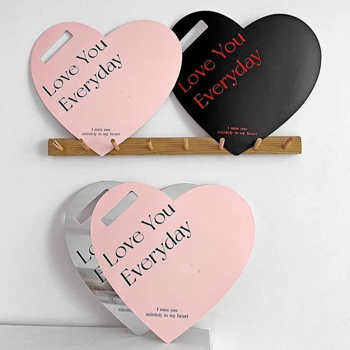 Recyclable Heart-Shaped Paper Flower Packing Customizable Design ...