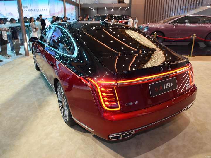 2022 2023 FAW Hongqi H9 Luxury Car - Hybrid, 252HP, Fuel-saving