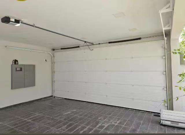 Smart Sectional Garage Door Openers DC Motor and CE Approved| Alibaba.com