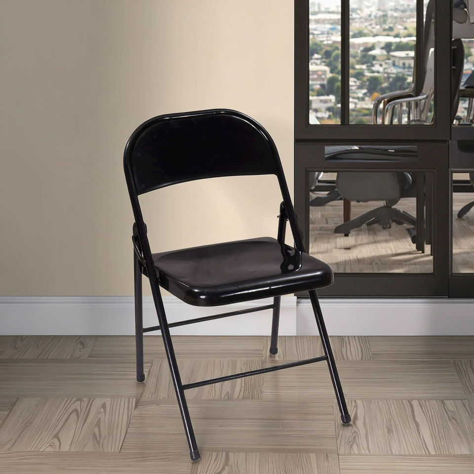 Stackable Folding Chairs for Outdoor Events - Modern Design