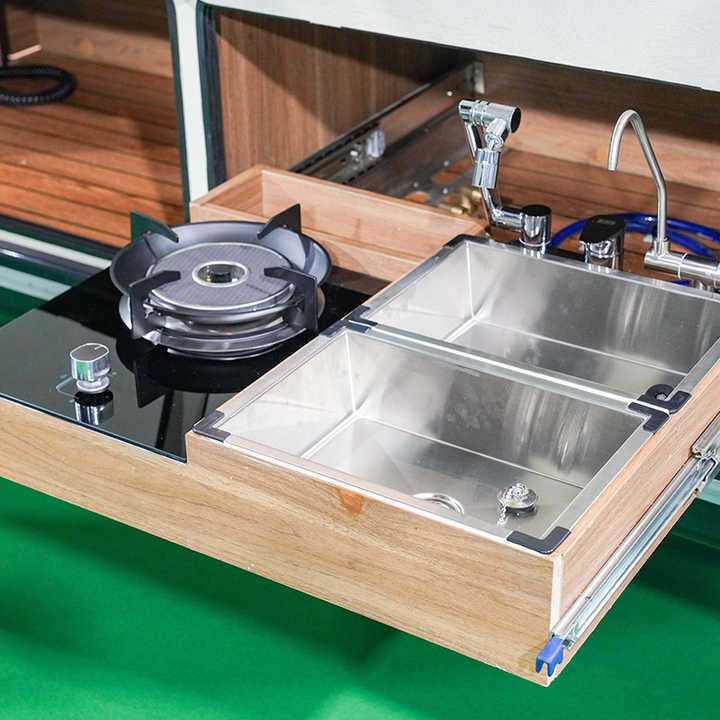 FLW Travel Trailer - Ultimate off Road Camping Experience