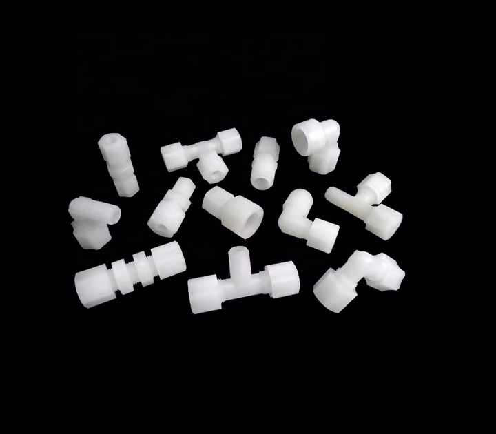 PVDF Pipe Fittings - Durable Elbow Transitions & Connectors