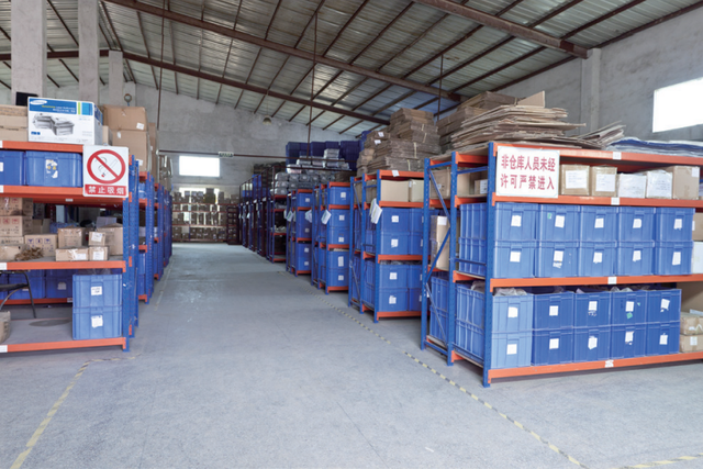 Shoes with Suction Cups | Non-Slip Heel Cushions & Shoe Racks