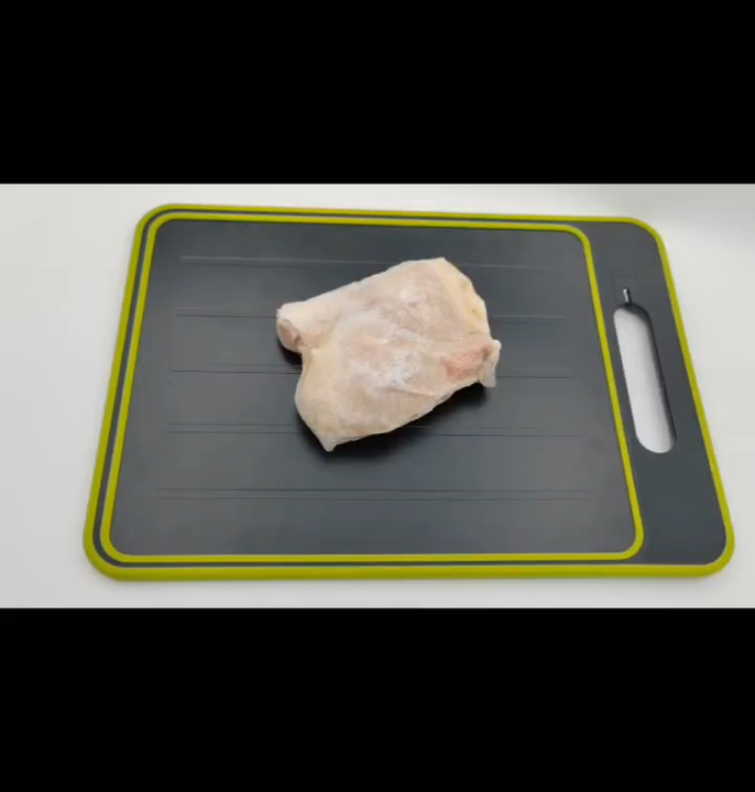 Multi-purpose 4 in 1 Defrosting Food Cutting Board Plastic