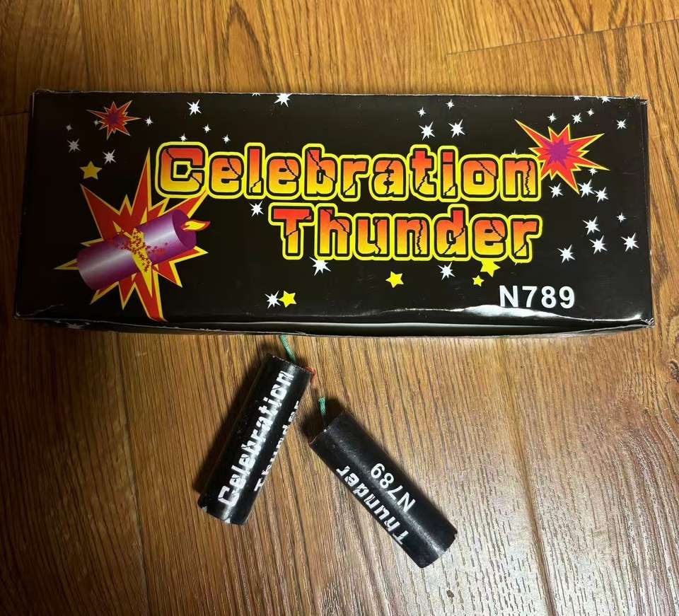 Celebration Thunder N789 Banger Firecrackers Loud Cracker Fireworks for ...