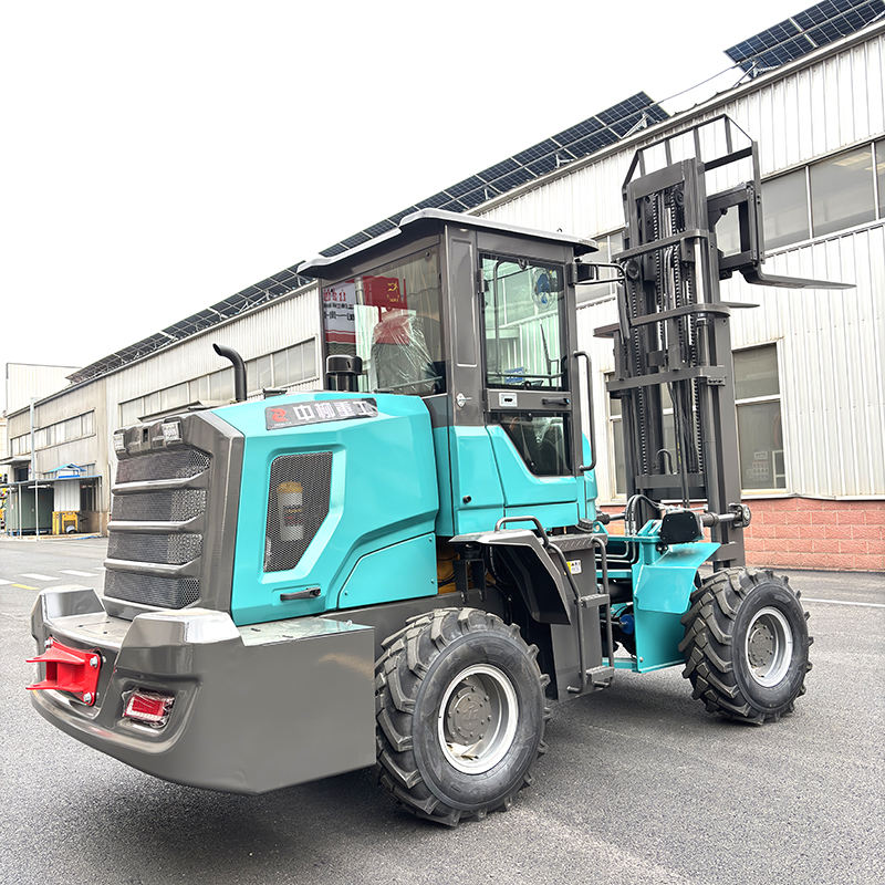 All Terrain Off-road Forklift 4-wheel diesel Pallet Forklift for Cargo ...