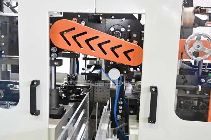 D160 Facial Paper Wrapping Machine Automatic Tissue Paper Machine Full ...