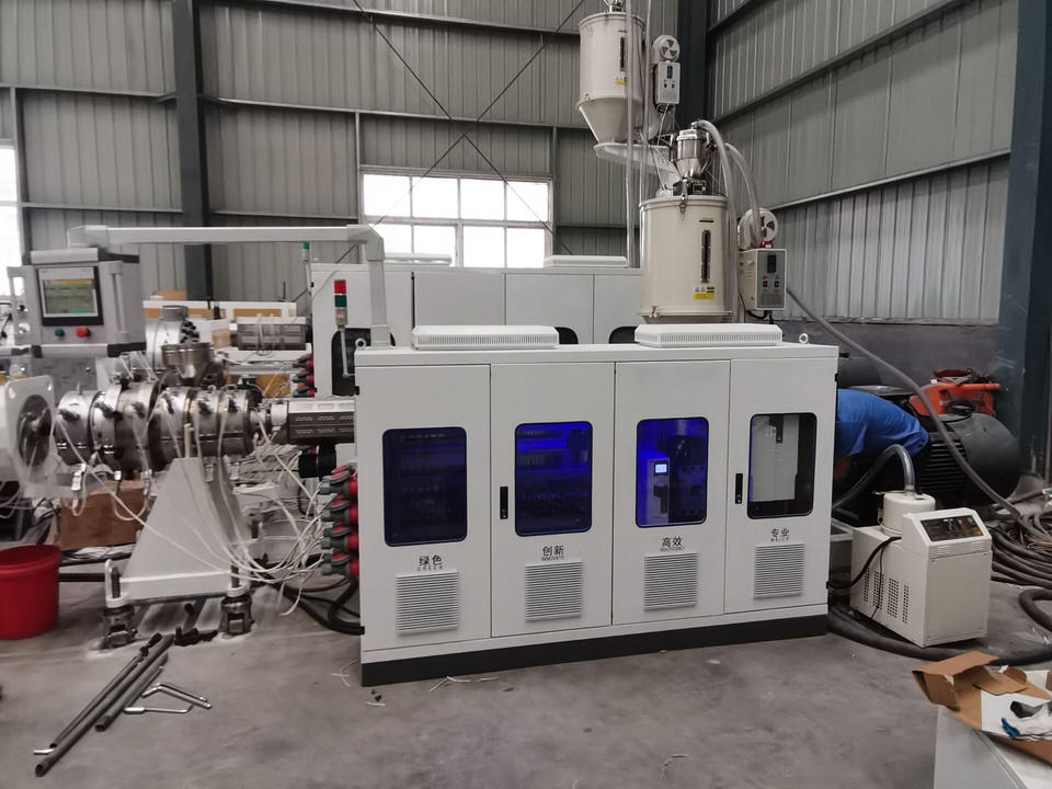 China Large Diameter HDPE Pipe Extrusion Line 315-630mm Water Gas ...
