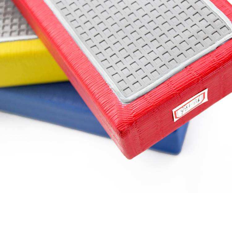 How to Choose the Best Judo Crash Mat for Safety and Performance