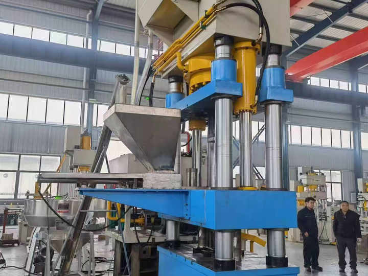 160 Tons of Bait Powder Forming Hydraulic Press Metal Powder Salt Brick ...