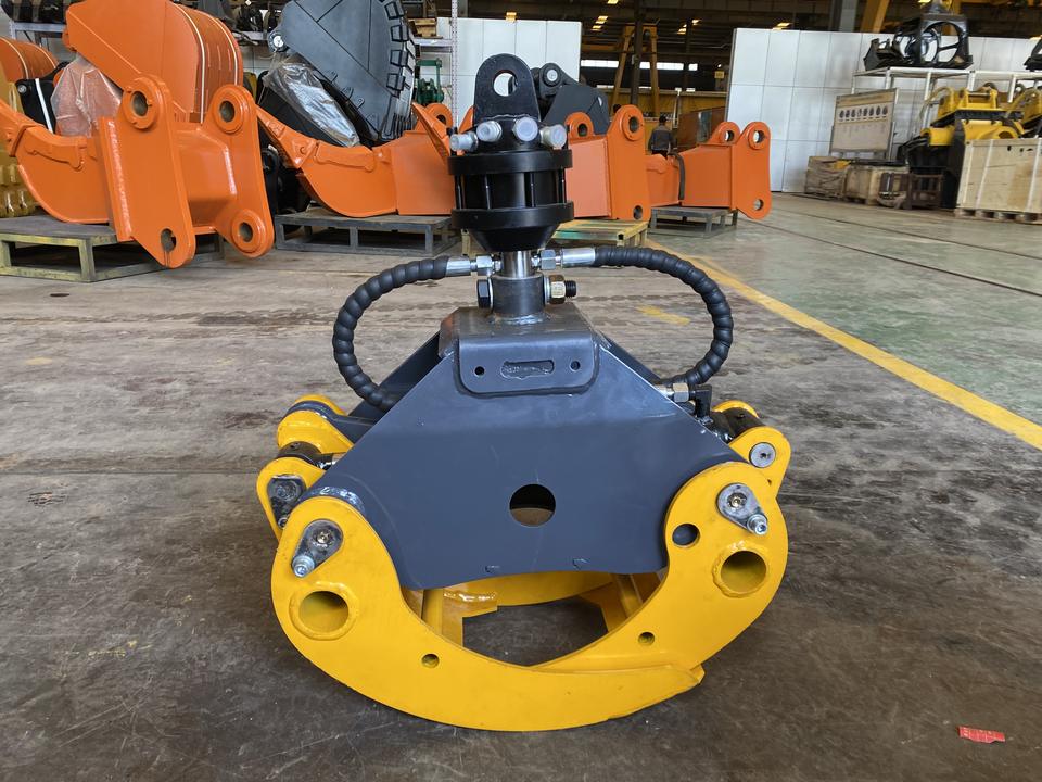 Crawler Tractor Grabs Skid Steer Loader Grabs Rotating Log Wood Grapple ...