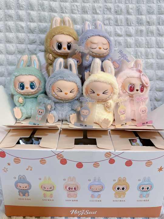 Original 100% Macron V2 Labubu Vinyl Toy Pendant Doll Set
