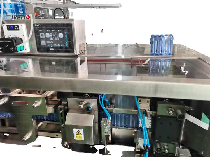 Bfs Injection Molding Sealing Machine IV Fluid Bottle Sterile Blow-Fill ...