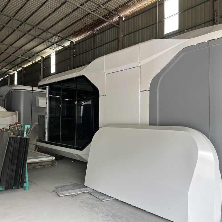 Movable Space Capsule House Model S6 - Eco-Friendly Sun Room