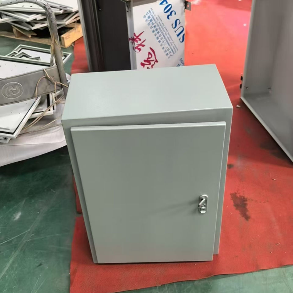 Factory Customized Pole Mount CCTV Box IP65 Outdoor Electrical Telecom ...