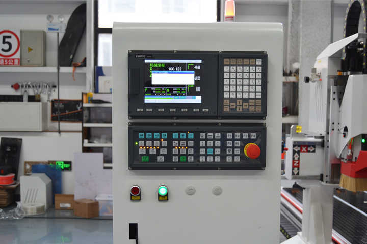 SIGN A4-1530-L8 CNC Router - Precision Engraving Machine