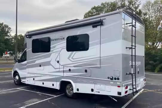 2021 Mercedes-Benz Sprinter 3500XD Sunseeker - 7 Seats