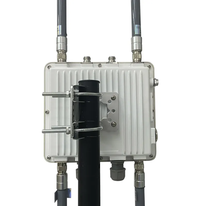 Omnidirectional Antenna 500m Radius - Ax5400 Wifi 6 Outdoor Router