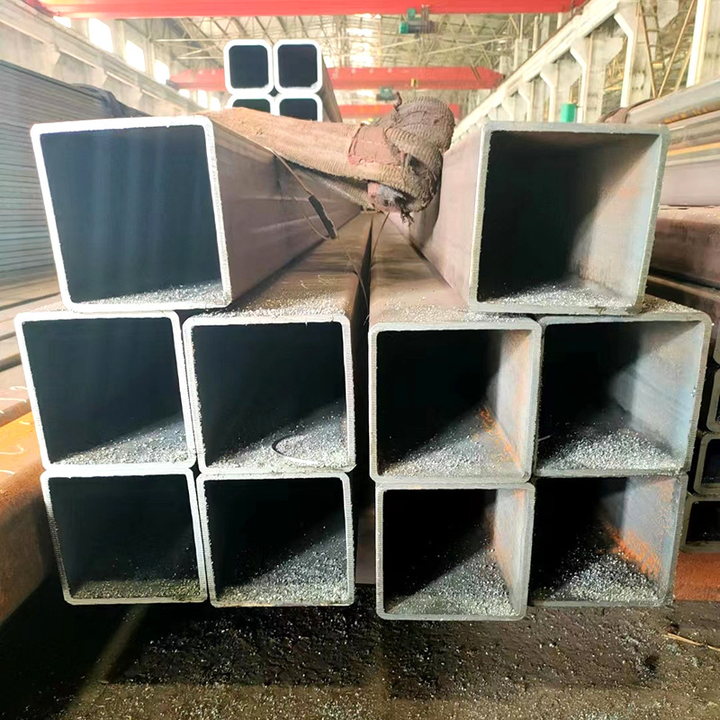 Rectangular Steel Pipes Are Used For Mechanical Manufacturing Of ...
