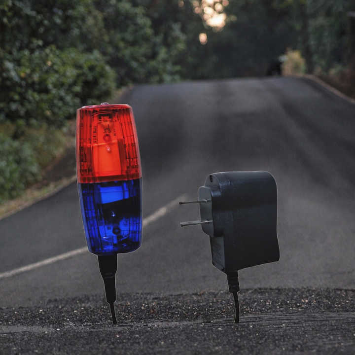 Rechargeable Shoulder Light with LED Flashing PC Plastic Traffic ...
