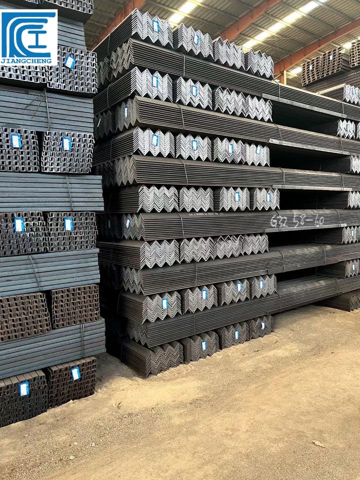 Q195 Equal Angle Steel Bar 50x50x5/4mm 6 Meter Length V Shape with ...