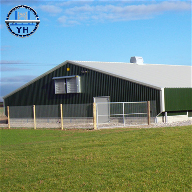 Weather Resistant Steel Livestock Shed Prefab Animal House Insulated ...