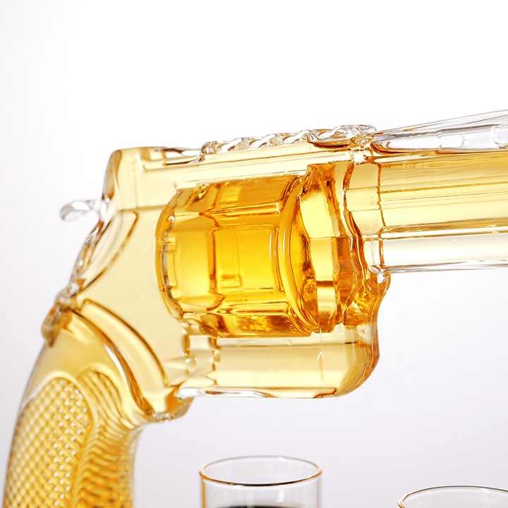 Custom High Borosilicate Transparent Glass Pistol Whiskey Decanter Set ...