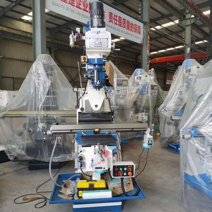 4HP Medium Duty Turret Milling Machine with 3-Axis Digital Readout ...
