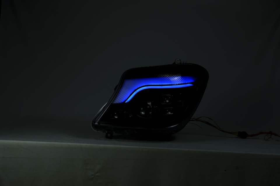 Direct Deal for Mercedes-Benz Sprinter LED Headlights 6000K Blue Light ...
