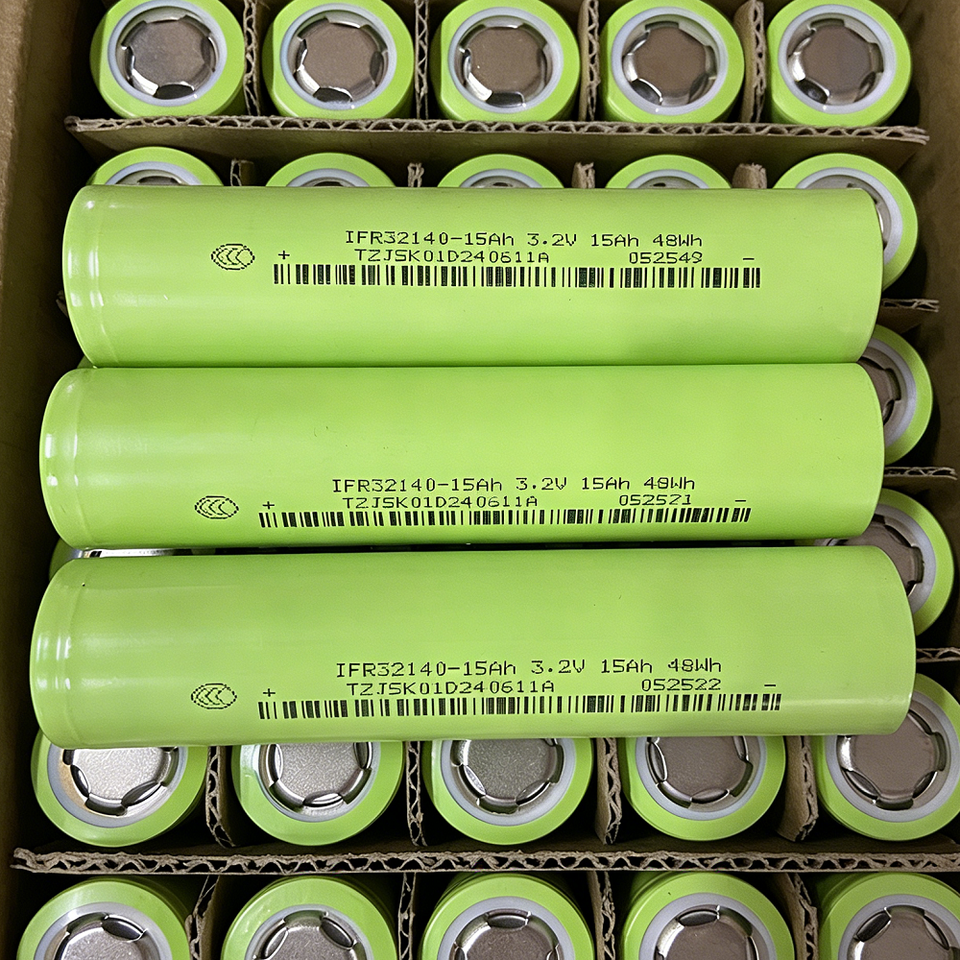 15Ah 32140 LiFePO4 3.2V Rechargeable Cylindrical Lithium-Ion Battery ...