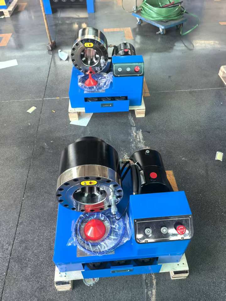 Mobile 12V Hydraulic Tube Shrinking Machine with Engine & Motor Battery ...