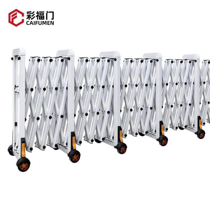 Retractable Traffic Barrier Isolation Fence with Wheels Movable ...