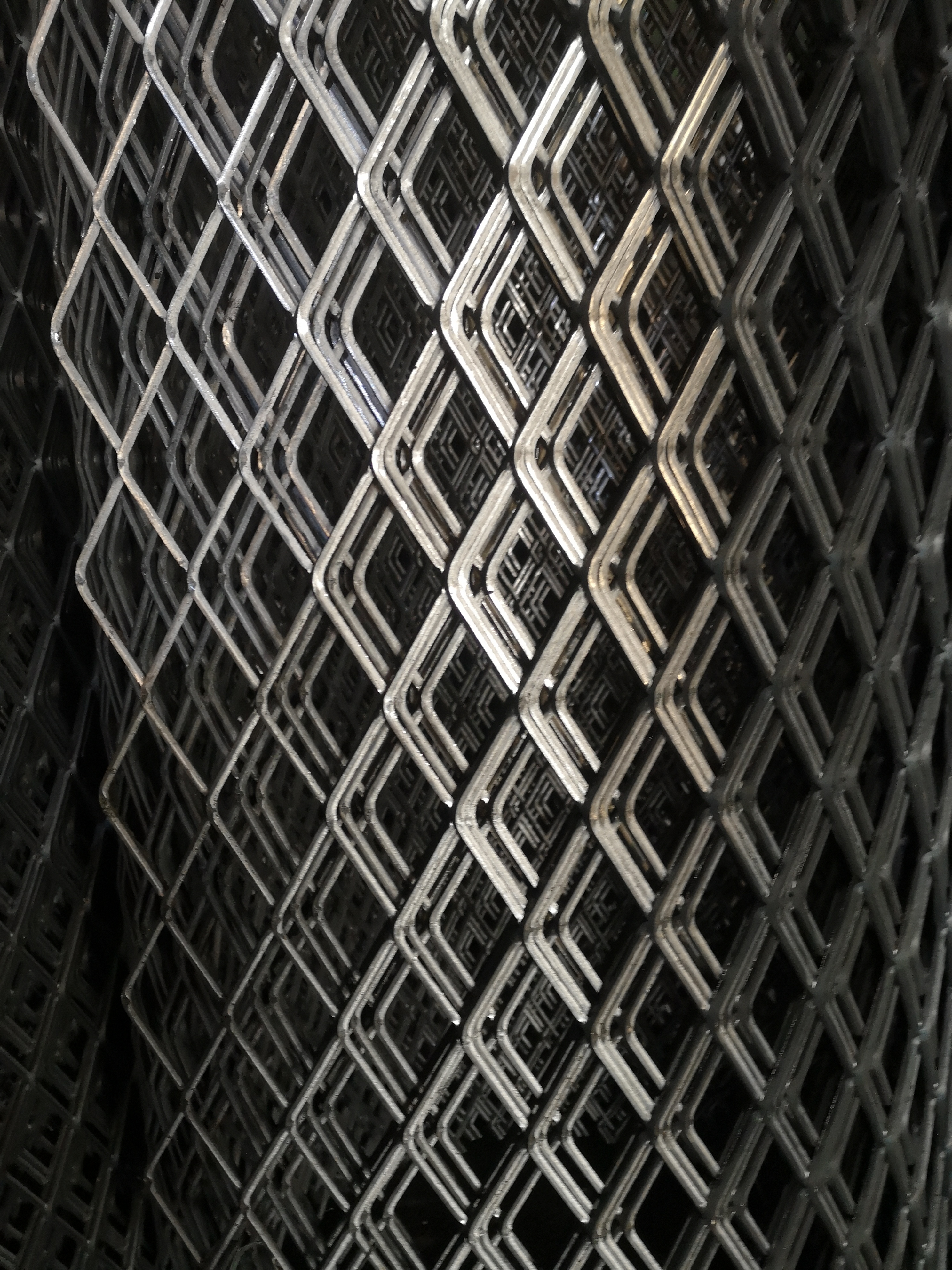 Durable and Versatile expanded metal sheet expanded metal roll for ...