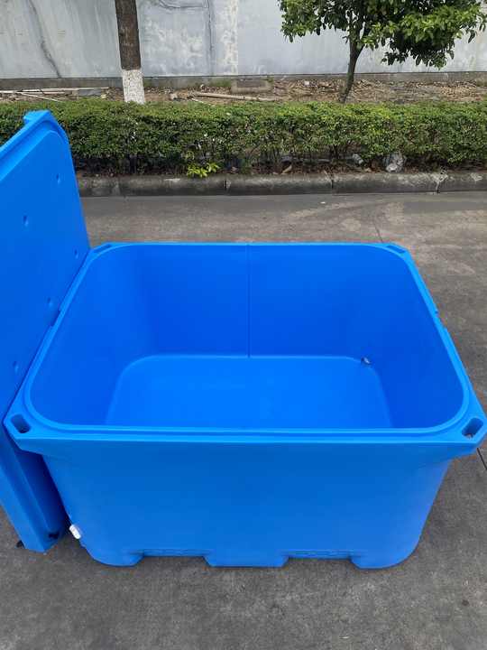 Rotomolded 300L-1000L Cooler Box Large Insulated Storage Container ...