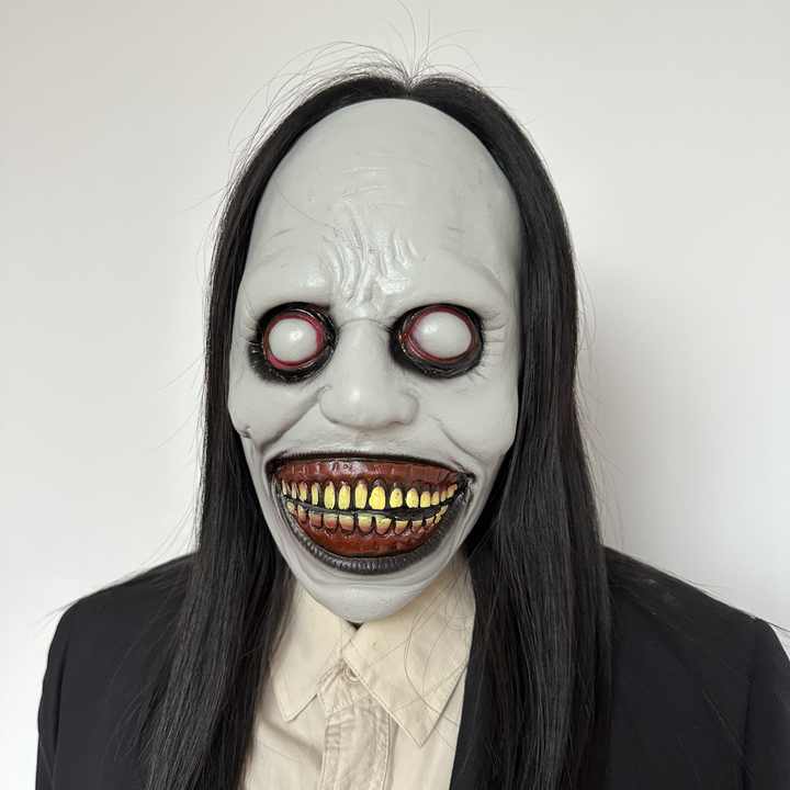 Creepy Halloween Mask, Ghost Face Masks Horror Decoration Smiling ...