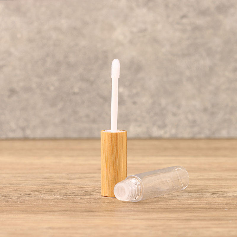 Luxury 5ml Plastic Lip Gloss Tube Cosmetic Container Screw Cap Matte ...
