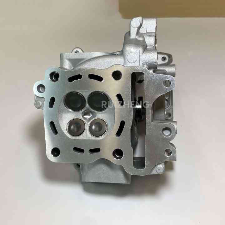 4V Motorcycle Tuning Parts - PCX150 4-Valve Cylinder Head