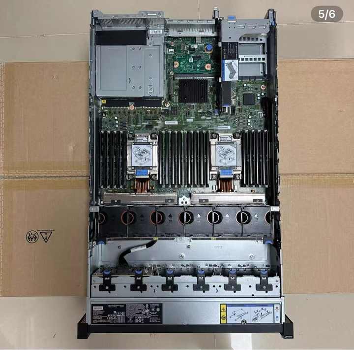 Lenovos ThinkSystem SR650 V3 2U Server | Supports Multiple Operating ...