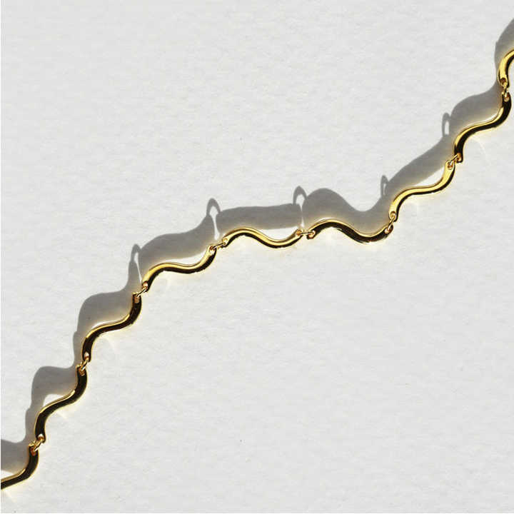 Gemnel Simple Geometric Design Wavy Shape Curved Necklaces Non Tarnish ...