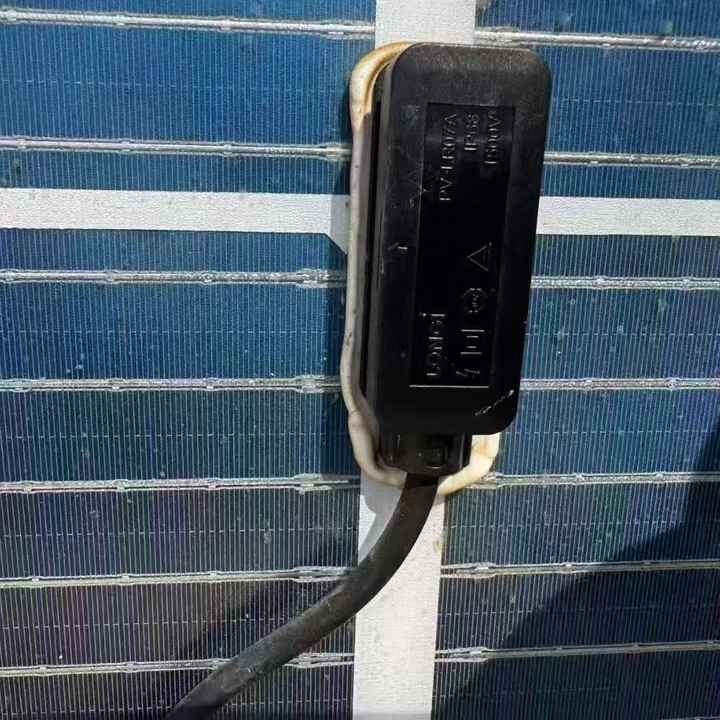 Second-Hand Solar Panel Monocrystalline Silicon 260W 270W 280W 300W ...