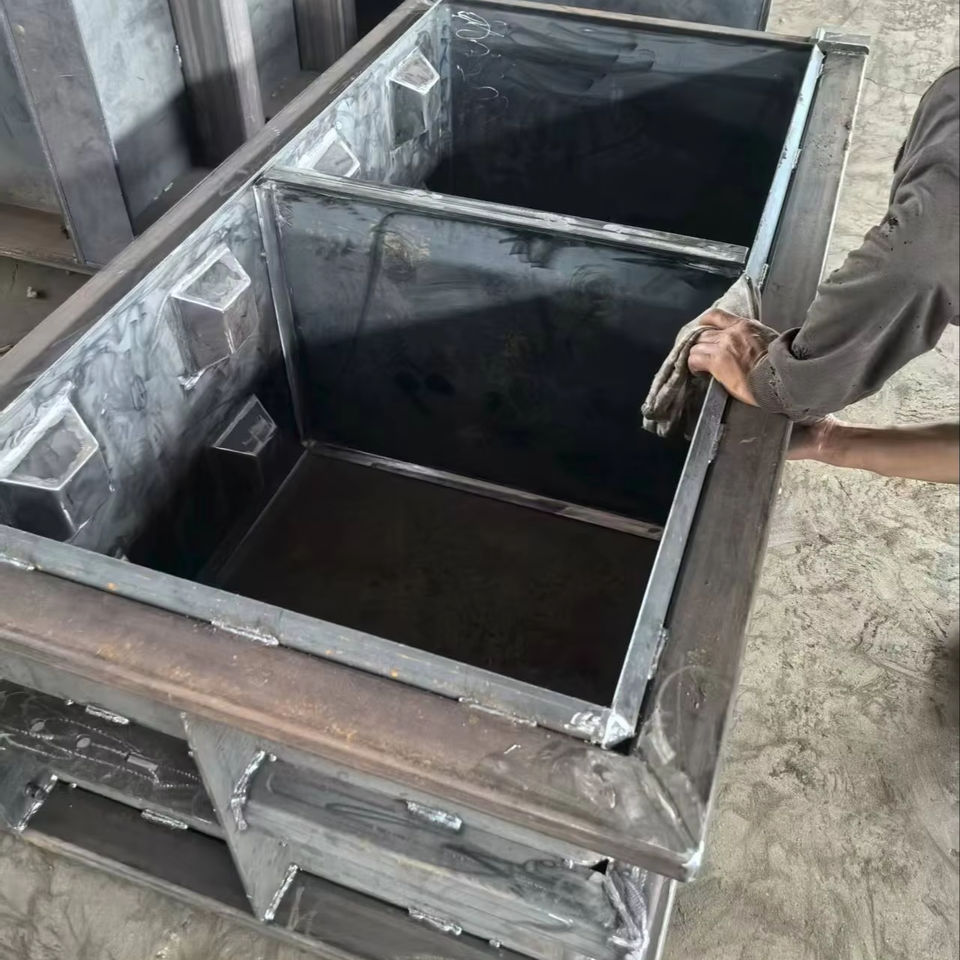 High-strength Retaining Wall Construction with Steel Lego Concrete ...