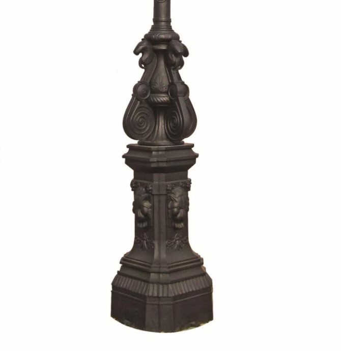 5 Arm Victorian Style Cast Iron Street Lighting Pole