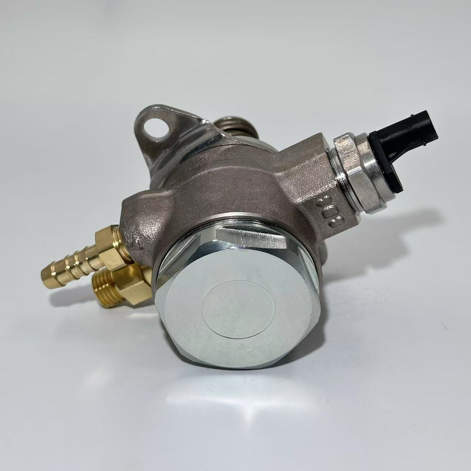 High Pressure Fuel Injection Pump for VW Golf CC AUDI A1 A3 TFSI 1.4TSI ...