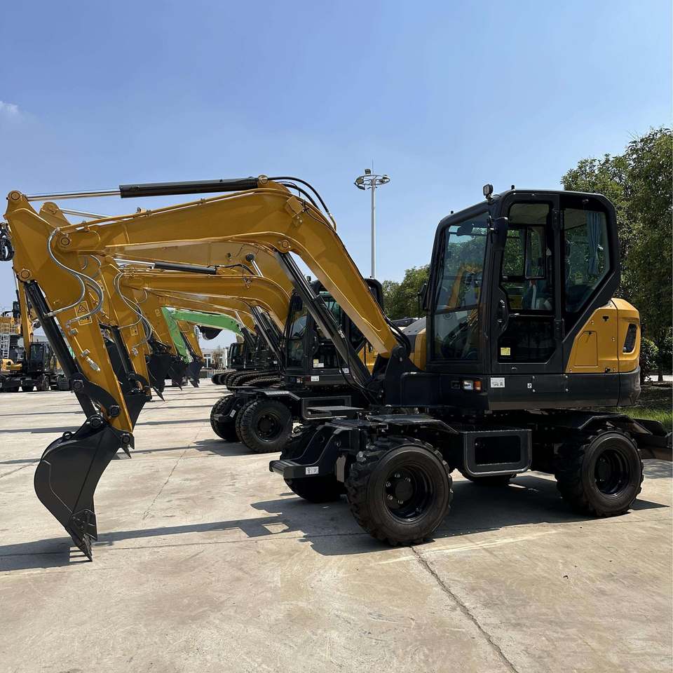 Comfortable Operation Excavator Machines Mini Excavator XE60WA with ...