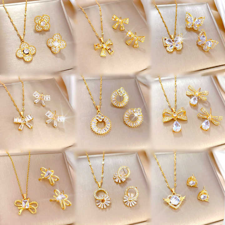 Shiny Stainless Steel Jewelry Set with 18K Gold Plating