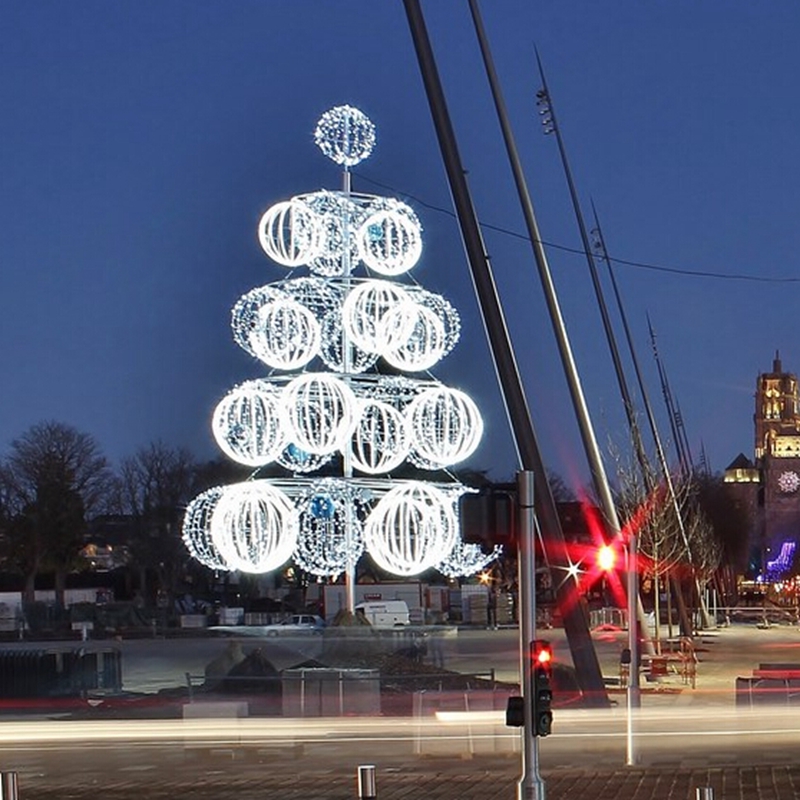 How to Choose Tall Tree Lights LED: Buying Guide for Outdoor Decor